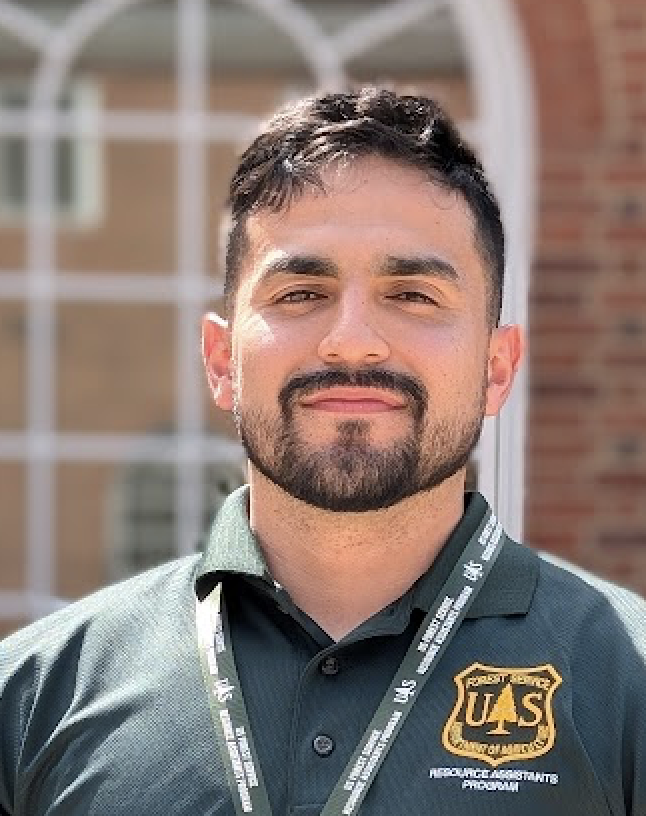 Hector Morales - RAP INTERN INTRODUCTION - Environment for the Americas